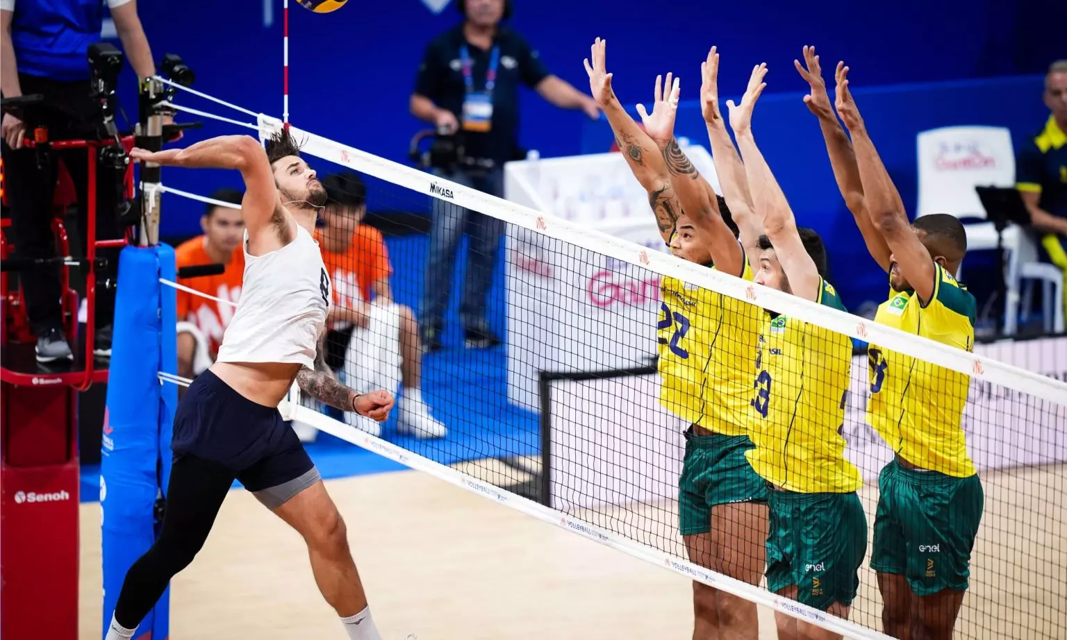Vôlei: Brasil perde para os EUA e adia vaga nas quartas da Liga das ... Vôlei: Brasil perde para os EUA e adia vaga nas quartas da Liga das ...